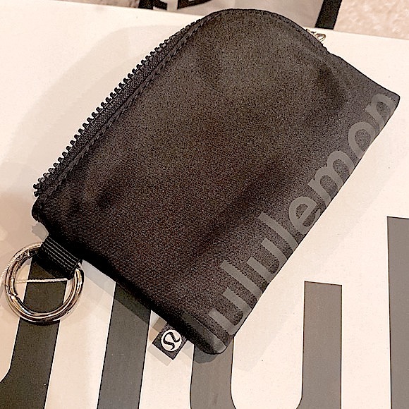 lululemon athletica | Accessories | New Lululemon Clippable Card Pouch ...